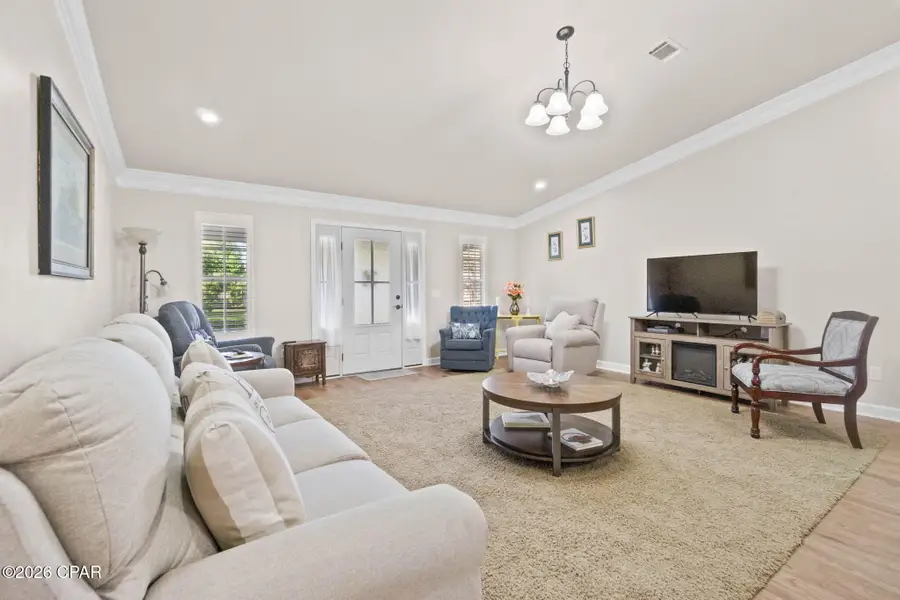 795 1st Street, Chipley, FL 32428 | The Joy of Home, CENTURY 21