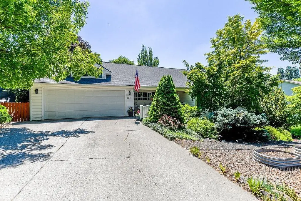 801 Conestoga Dr, Moscow, ID 83843 | The Joy of Home, CENTURY 21