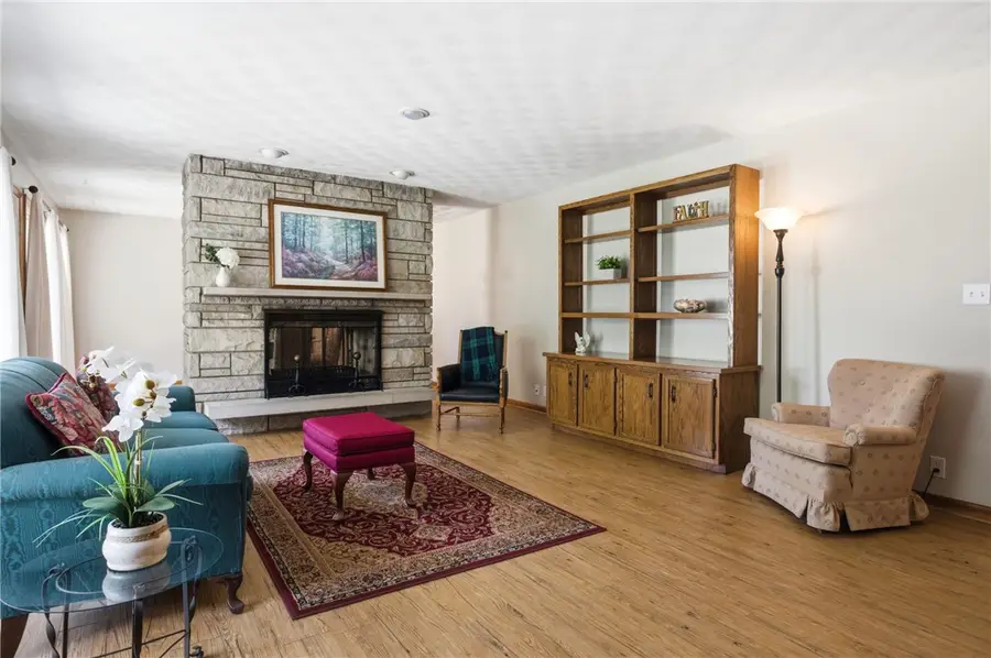 804 Pennsylvania Avenue, Windsor, IL 61957 | The Joy of Home, CENTURY 21