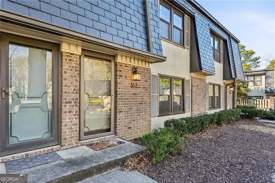 162 Lablanc Way Nw, Atlanta, GA 30327 | The Joy of Home, CENTURY 21