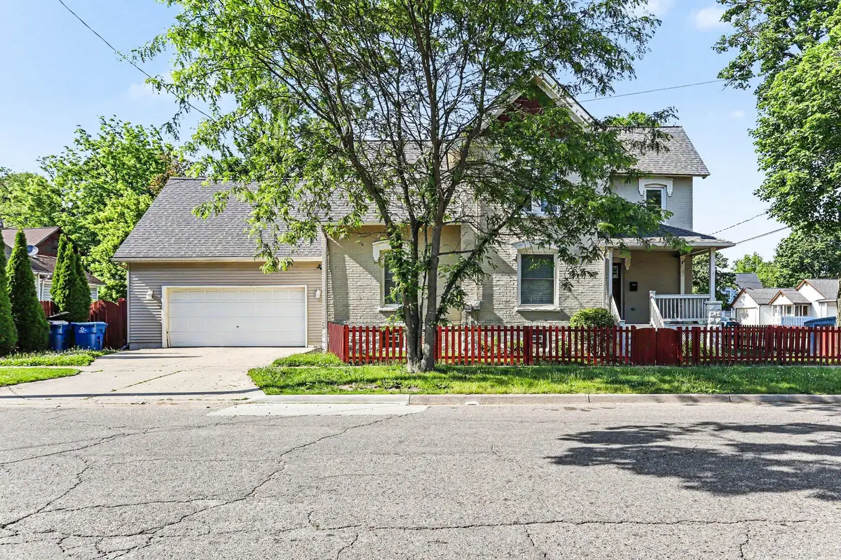 302 W Frank Street, Kalamazoo, MI 49007 | The Joy of Home, CENTURY 21