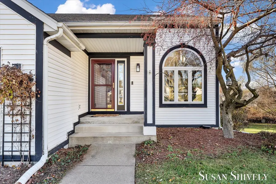 6903 Lake Bluff, Comstock Park, MI 49321 | The Joy of Home, CENTURY 21