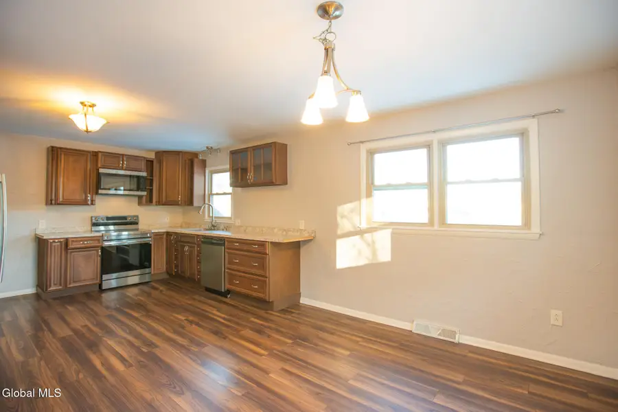 292 Washington Street, Saratoga Springs, NY 12866 | The Joy of Home ...