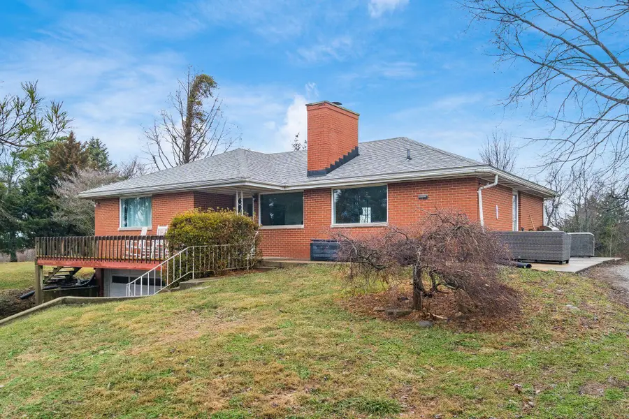 55 Betz Road Sw, Lancaster, OH 43130 | The Joy of Home, CENTURY 21