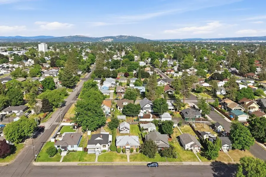 4118 N Howard St, Spokane, WA 99205 | The Joy of Home, CENTURY 21